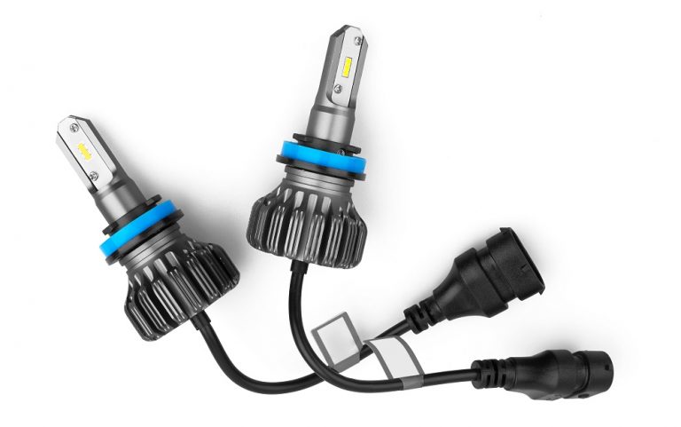 Types of Headlights: Housing and Bulb Technology Explained - The ...