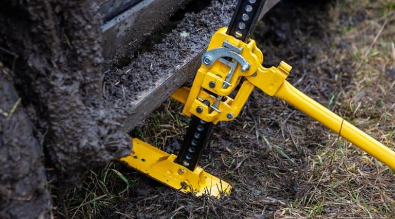 Types of Car Jacks Explained: Uses and Mechanism - The Vehicle Lab